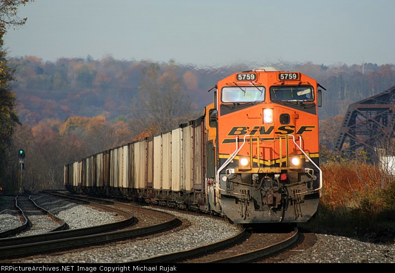 BNSF 5759